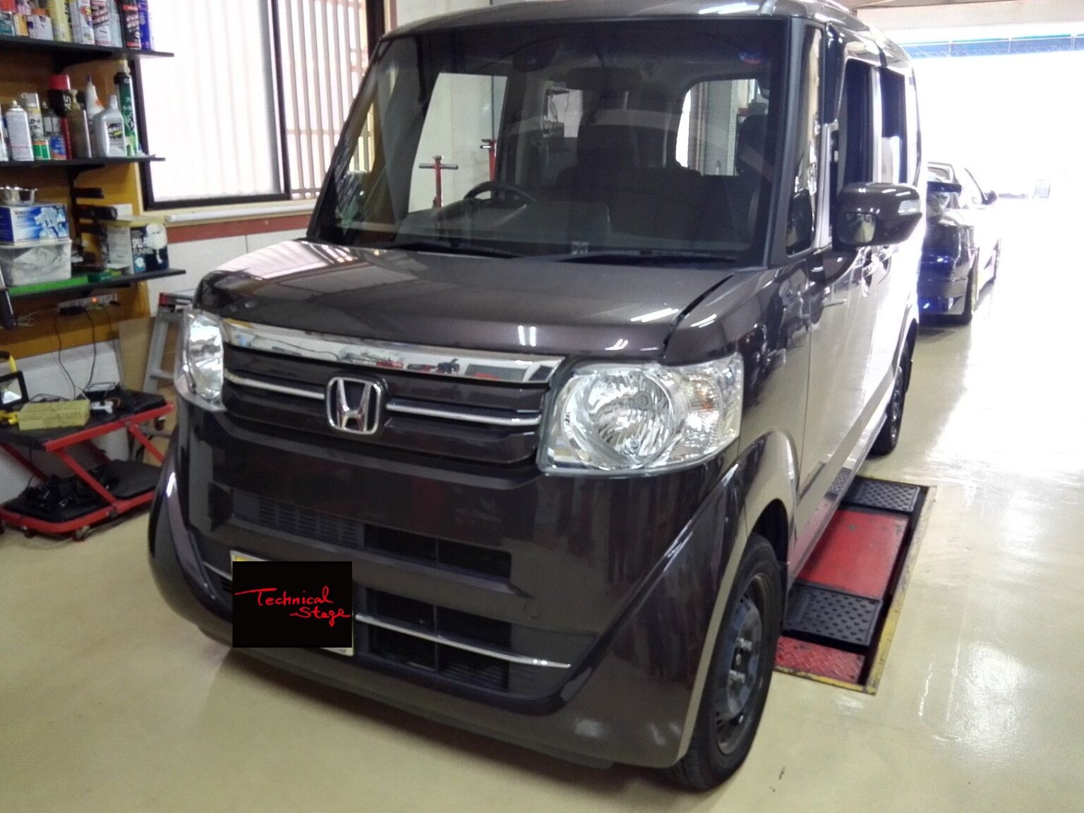ホンダN-BOX,HMMF交換！CVTオイル交換で燃費・走り絶好調！ | -テクニカルステージ-北九州の車・バイクおまかせ！