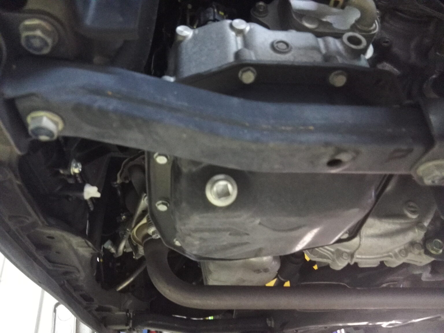 ホンダN-BOX,HMMF交換！CVTオイル交換で燃費・走り絶好調！ | -テクニカルステージ-北九州の車・バイクおまかせ！